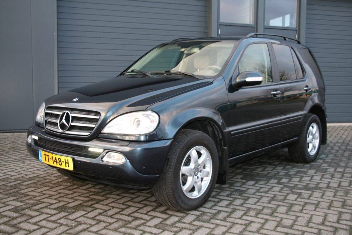 Mercedes ML500 ’01 – German Classics